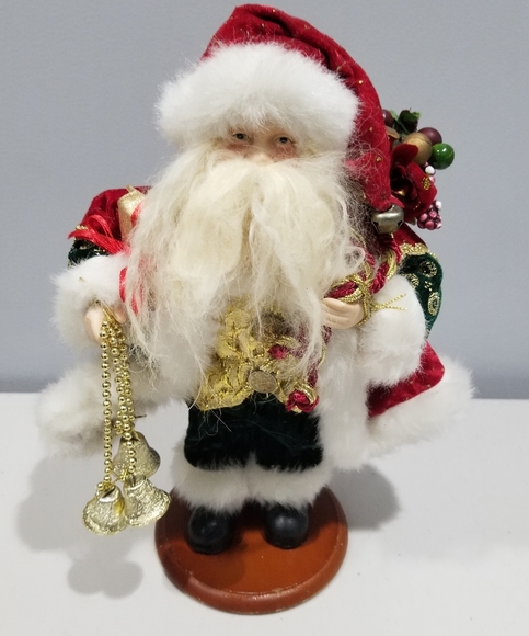 Holiday | Santa Statues | Poshmark